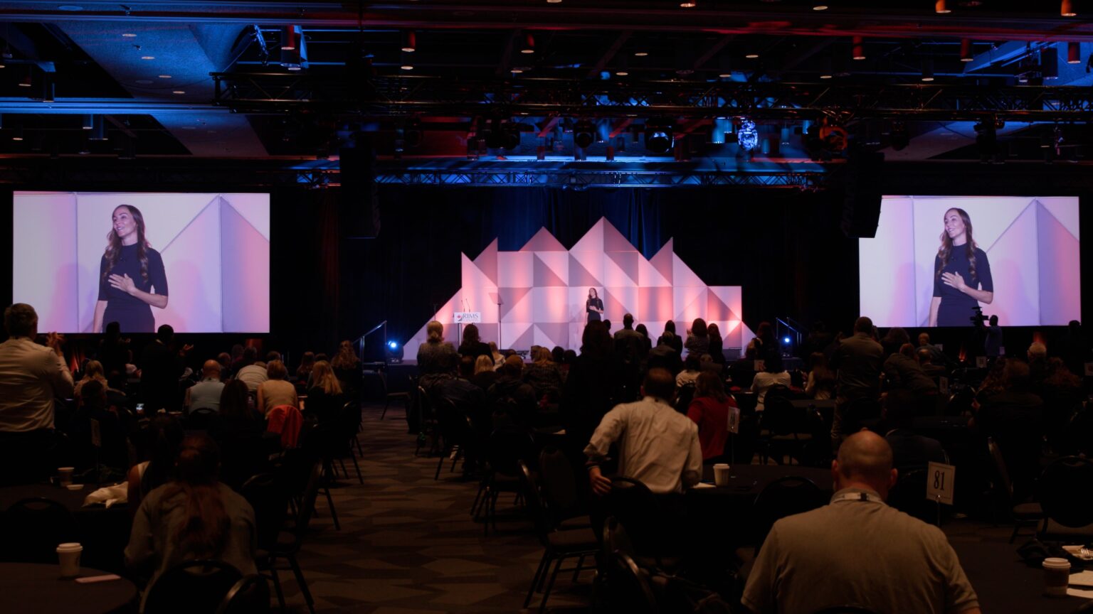 Book Amanda Lindhout | Resilience Keynote Speaker for Events